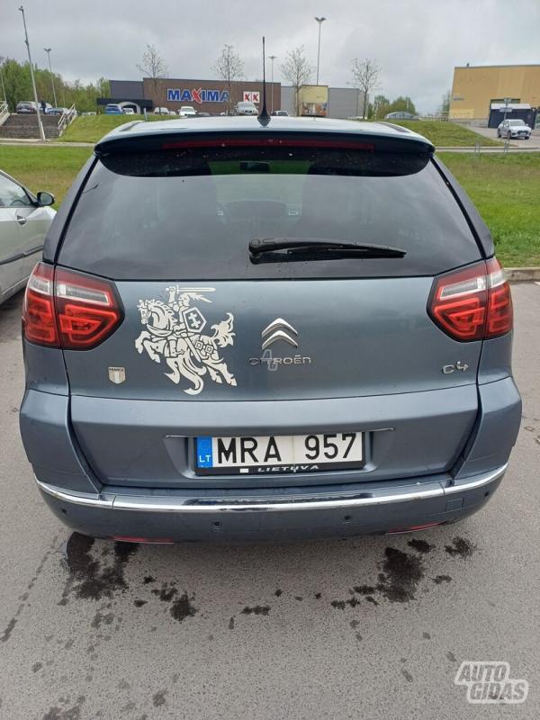 Citroen c4-picasso 2011 in Vilnius, with an engine capacity of 1.60 L and mileage of 328 thousand km for 2100 €, photo 2 on AUTOMOTO.COM.LV