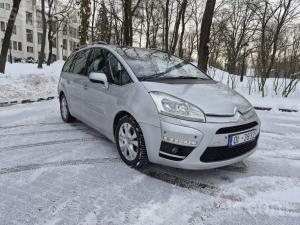 Citroen c4-picasso 2011 Rīga, ar dzinēja tilpumu 1.60 L un nobraukumu 187 tūkst. km par 3300 €, foto 3 vietnē AUTOMOTO.COM.LV