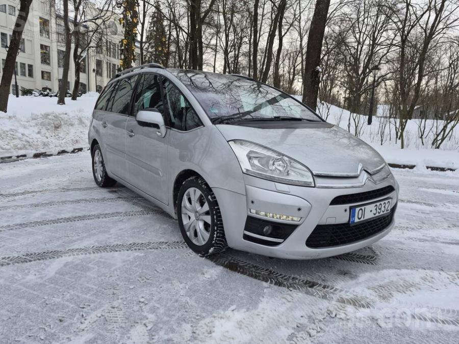 Citroen c4-picasso 2011 Rīga, ar dzinēja tilpumu 1.60 L un nobraukumu 187 tūkst. km par 3300 €, foto 3 vietnē AUTOMOTO.COM.LV
