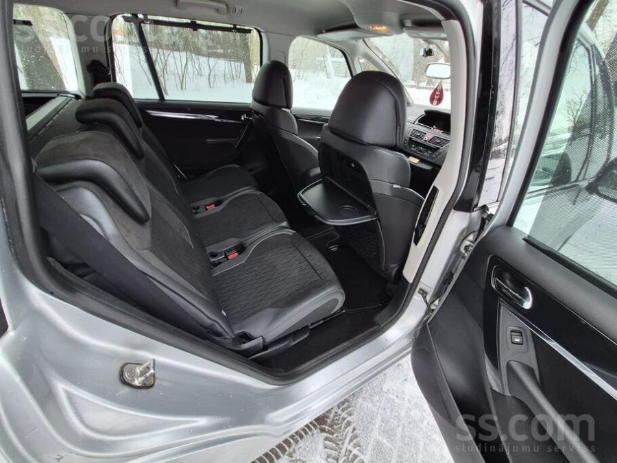 Citroen c4-picasso 2011 Rīga, ar dzinēja tilpumu 1.60 L un nobraukumu 187 tūkst. km par 3300 €, foto 11 vietnē AUTOMOTO.COM.LV