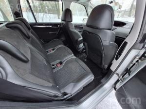 Citroen c4-picasso 2011 Rīga, ar dzinēja tilpumu 1.60 L un nobraukumu 187 tūkst. km par 3300 €, foto 13 vietnē AUTOMOTO.COM.LV