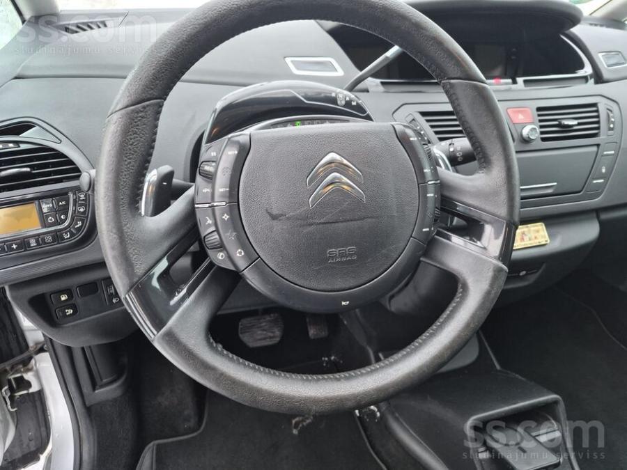 Citroen c4-picasso 2011 Rīga, ar dzinēja tilpumu 1.60 L un nobraukumu 187 tūkst. km par 3300 €, foto 19 vietnē AUTOMOTO.COM.LV