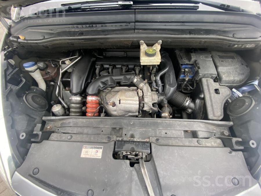 Citroen c4-picasso 2011 Rīga, ar dzinēja tilpumu 1.60 L un nobraukumu 187 tūkst. km par 3300 €, foto 25 vietnē AUTOMOTO.COM.LV