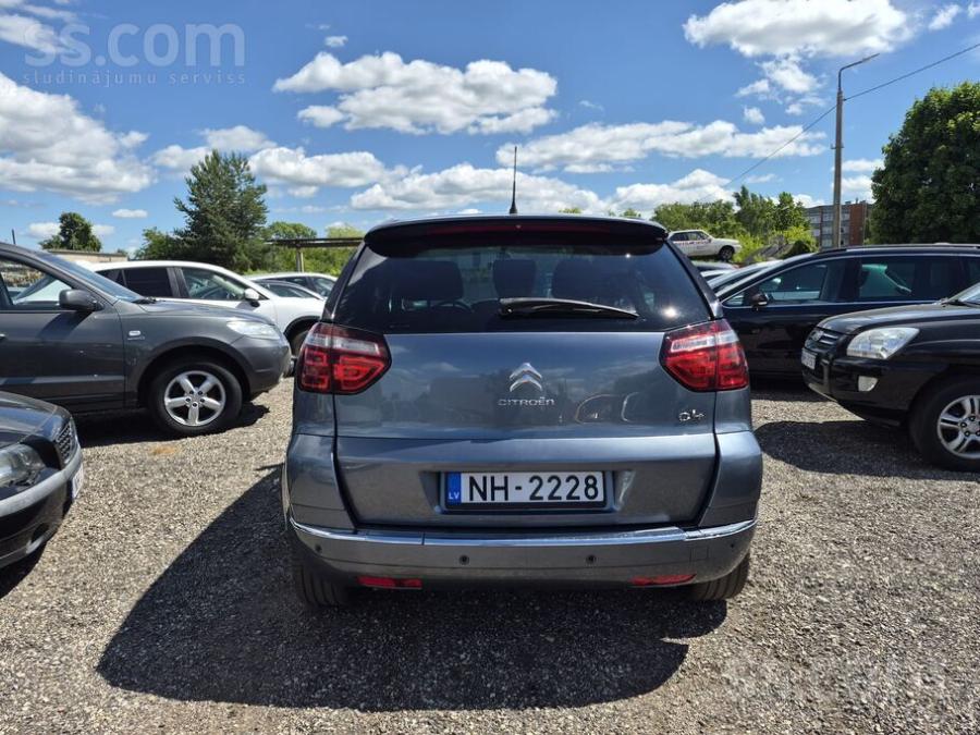 Citroen c4-picasso 2011 Daugavpils, ar dzinēja tilpumu 2.00 L un nobraukumu 0 tūkst. km par 3300 €, foto 8 vietnē AUTOMOTO.COM.LV