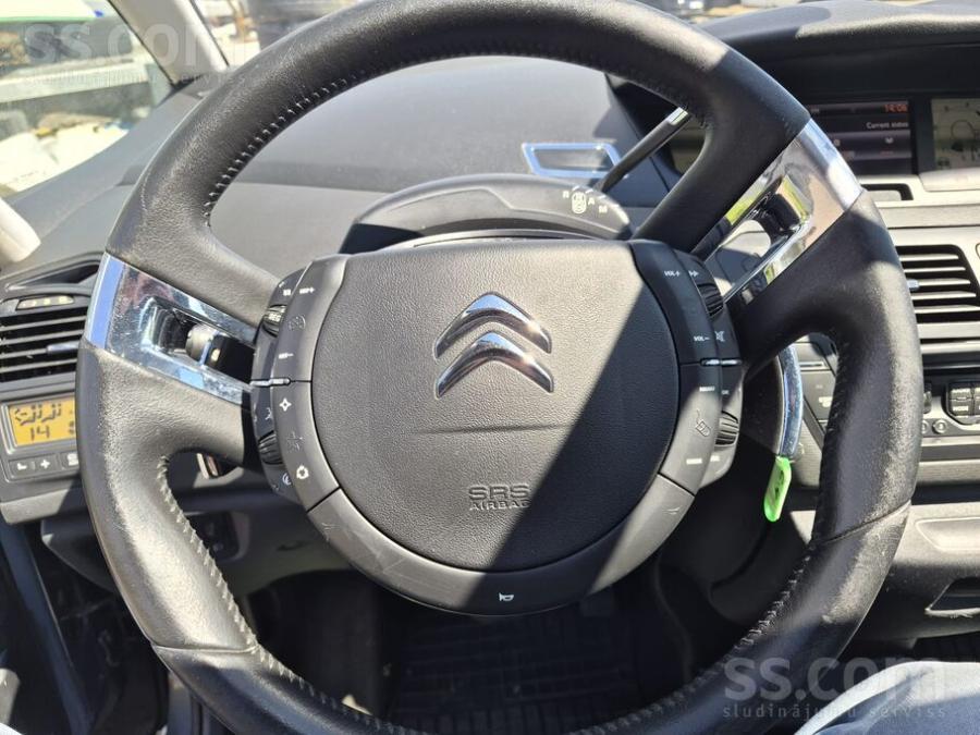 Citroen c4-picasso 2011 Daugavpils, ar dzinēja tilpumu 2.00 L un nobraukumu 0 tūkst. km par 3300 €, foto 11 vietnē AUTOMOTO.COM.LV