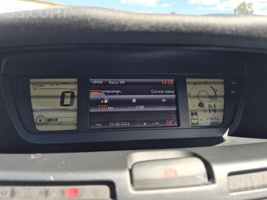 Citroen c4-picasso 2011 Daugavpils, ar dzinēja tilpumu 2.00 L un nobraukumu 0 tūkst. km par 3300 €, foto 12 vietnē AUTOMOTO.COM.LV