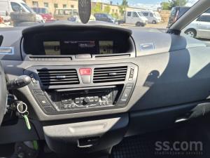 Citroen c4-picasso 2011 Daugavpils, ar dzinēja tilpumu 2.00 L un nobraukumu 0 tūkst. km par 3300 €, foto 16 vietnē AUTOMOTO.COM.LV