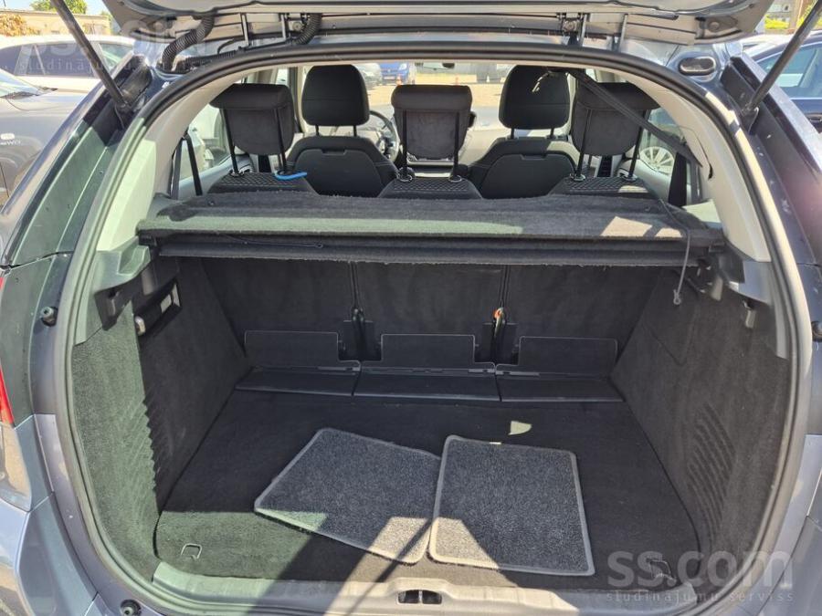Citroen c4-picasso 2011 Daugavpils, ar dzinēja tilpumu 2.00 L un nobraukumu 0 tūkst. km par 3300 €, foto 18 vietnē AUTOMOTO.COM.LV