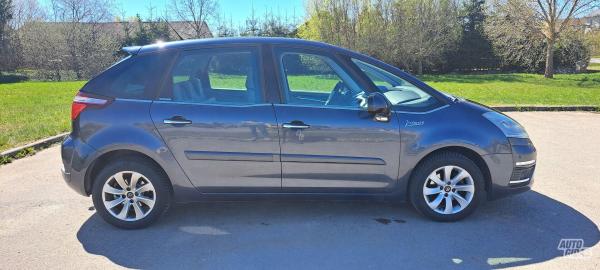Citroen c4-picasso 2012 Viļņa, ar dzinēja tilpumu 1.60 L un nobraukumu 252 tūkst. km par 2400 €, foto 1 vietnē AUTOMOTO.COM.LV