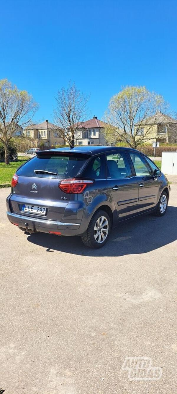 Citroen c4-picasso 2012 Viļņa, ar dzinēja tilpumu 1.60 L un nobraukumu 252 tūkst. km par 2400 €, foto 5 vietnē AUTOMOTO.COM.LV
