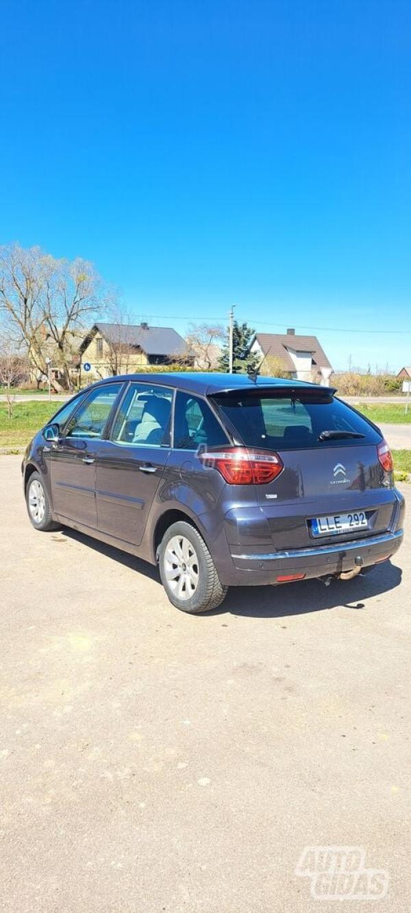 Citroen c4-picasso 2012 Viļņa, ar dzinēja tilpumu 1.60 L un nobraukumu 252 tūkst. km par 2400 €, foto 6 vietnē AUTOMOTO.COM.LV