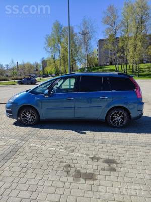 Citroen c4-picasso 2012 Rēzekne, ar dzinēja tilpumu 2.00 L un nobraukumu 322 tūkst. km par 3200 €, foto 4 vietnē AUTOMOTO.COM.LV