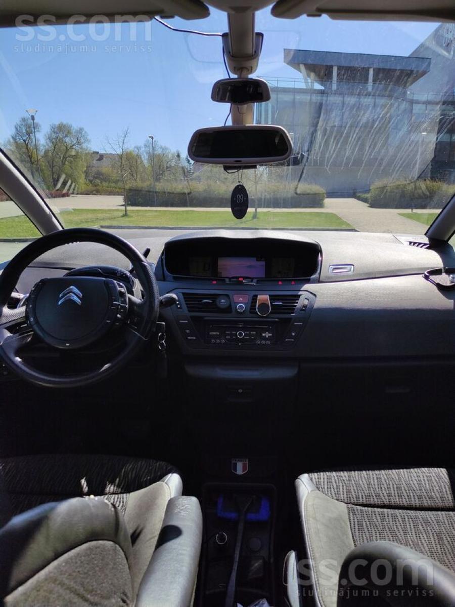 Citroen c4-picasso 2012 Rēzekne, ar dzinēja tilpumu 2.00 L un nobraukumu 322 tūkst. km par 3200 €, foto 11 vietnē AUTOMOTO.COM.LV