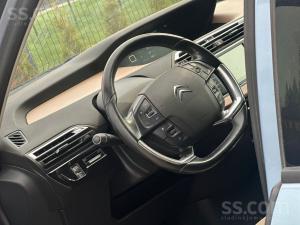 Citroen c4-picasso 2013 in Jelgava, with an engine capacity of 1.60 L and mileage of 0 thousand km for 4990 €, photo 8 on AUTOMOTO.COM.LV