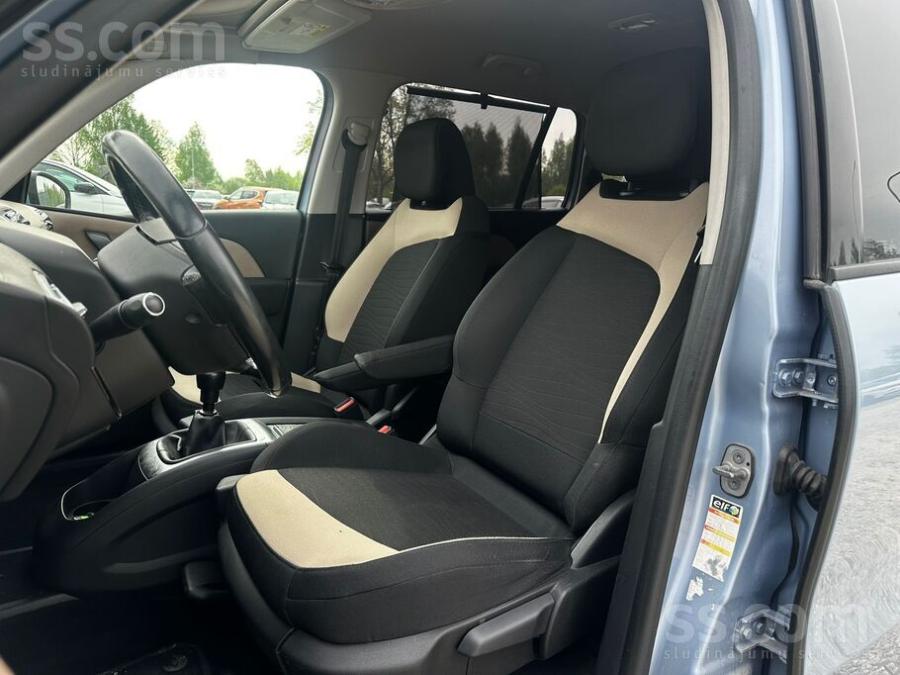 Citroen c4-picasso 2013 in Jelgava, with an engine capacity of 1.60 L and mileage of 0 thousand km for 4990 €, photo 9 on AUTOMOTO.COM.LV