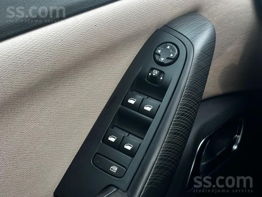 Citroen c4-picasso 2013 in Jelgava, with an engine capacity of 1.60 L and mileage of 0 thousand km for 4990 €, photo 19 on AUTOMOTO.COM.LV