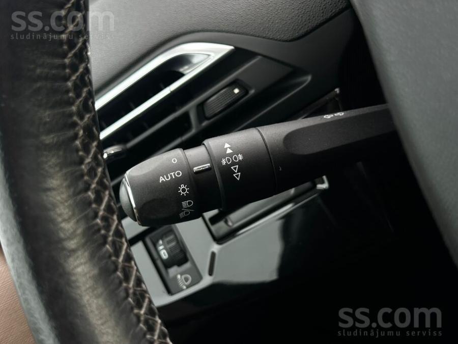 Citroen c4-picasso 2013 in Jelgava, with an engine capacity of 1.60 L and mileage of 0 thousand km for 4990 €, photo 29 on AUTOMOTO.COM.LV