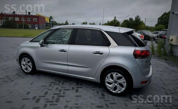 Citroen c4-picasso 2014 Viļņa, ar dzinēja tilpumu 1.60 L un nobraukumu 256 tūkst. km par 4699 €, foto 6 vietnē AUTOMOTO.COM.LV