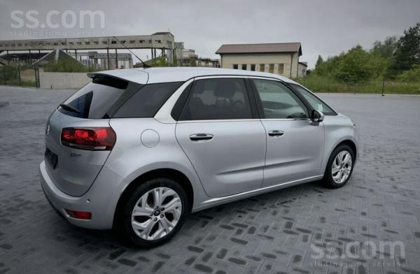 Citroen c4-picasso 2014 Viļņa, ar dzinēja tilpumu 1.60 L un nobraukumu 256 tūkst. km par 4699 €, foto 8 vietnē AUTOMOTO.COM.LV