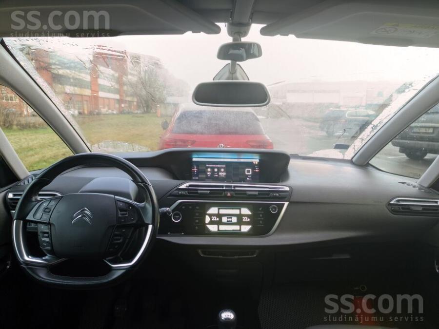 Citroen c4-picasso 2014 in Riga, with an engine capacity of 2.00 L and mileage of 204 thousand km for 7500 €, photo 5 on AUTOMOTO.COM.LV