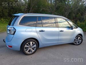 Citroen c4-picasso 2014 in Riga, with an engine capacity of 2.00 L and mileage of 203 thousand km for 7200 €, photo 3 on AUTOMOTO.COM.LV
