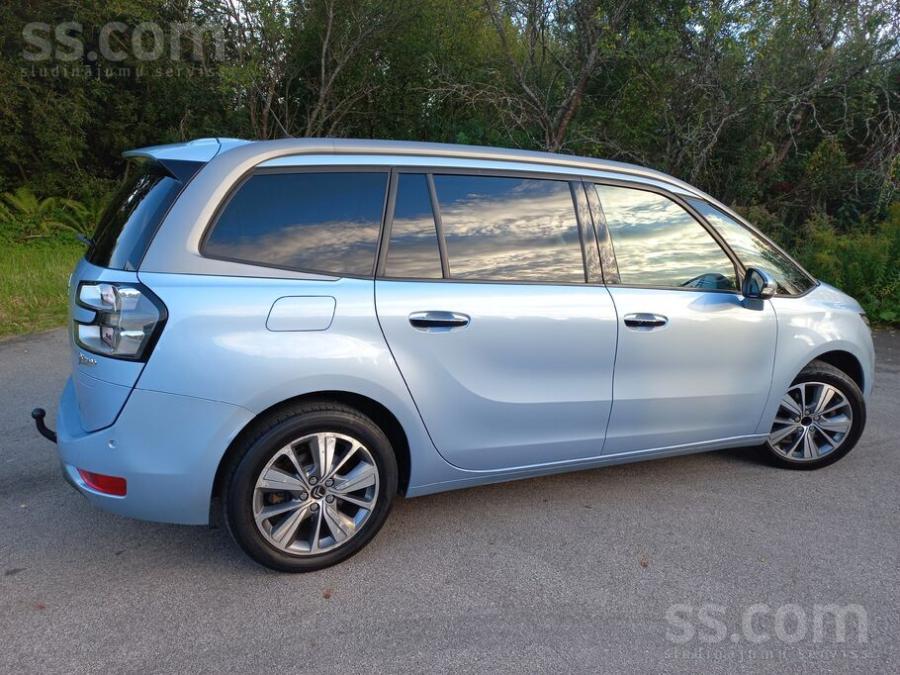Citroen c4-picasso 2014 in Riga, with an engine capacity of 2.00 L and mileage of 203 thousand km for 7200 €, photo 3 on AUTOMOTO.COM.LV