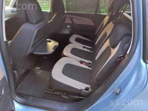 Citroen c4-picasso 2014 in Riga, with an engine capacity of 2.00 L and mileage of 203 thousand km for 7200 €, photo 12 on AUTOMOTO.COM.LV
