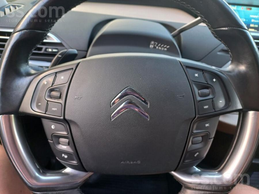 Citroen c4-picasso 2014 in Riga, with an engine capacity of 2.00 L and mileage of 203 thousand km for 7200 €, photo 29 on AUTOMOTO.COM.LV