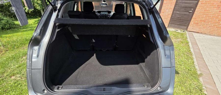 Citroen c4-picasso 2014 in Radviliskis, with an engine capacity of 1.56 L and mileage of 336 thousand km for 4000 €, photo 7 on AUTOMOTO.COM.LV