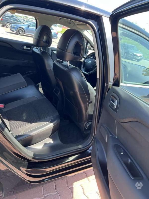 Citroen c4-picasso 2015 in Klaipeda, with an engine capacity of 1.56 L and mileage of 224 thousand km for 4300 €, photo 8 on AUTOMOTO.COM.LV