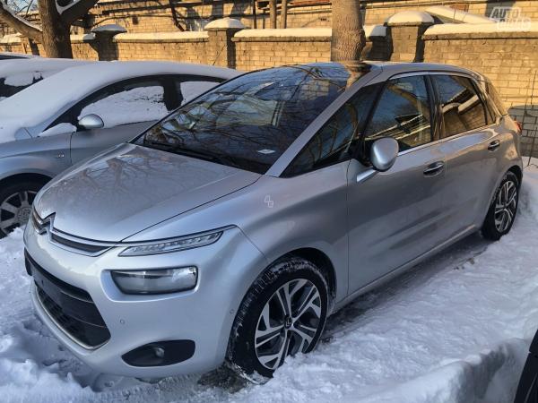 Citroen c4-picasso 2016 in Klaipeda, with an engine capacity of 1.60 L and mileage of 164 thousand km for 6500 €, photo 5 on AUTOMOTO.COM.LV