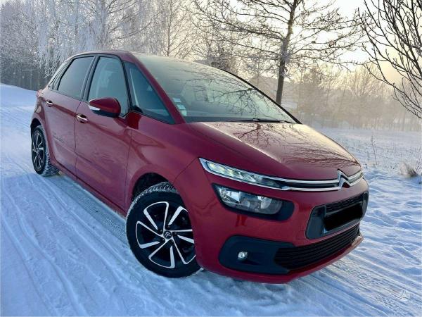 Citroen c4-picasso 2017 in Siauliai, with an engine capacity of 1.60 L and mileage of 250 thousand km for 7450 €, photo 2 on AUTOMOTO.COM.LV