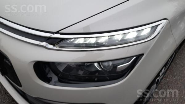Citroen c4-picasso 2017 in Riga, with an engine capacity of 2.00 L and mileage of 207 thousand km for 8500 €, photo 7 on AUTOMOTO.COM.LV