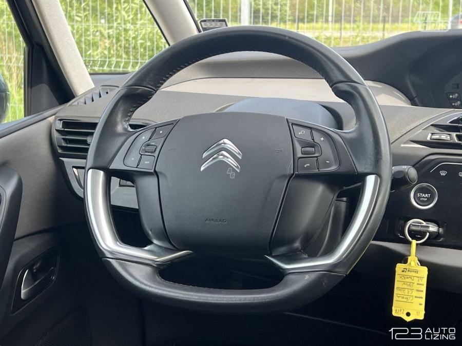Citroen c4-picasso 2017 in Taurage, with an engine capacity of 1.20 L and mileage of 220 thousand km for 4990 €, photo 15 on AUTOMOTO.COM.LV