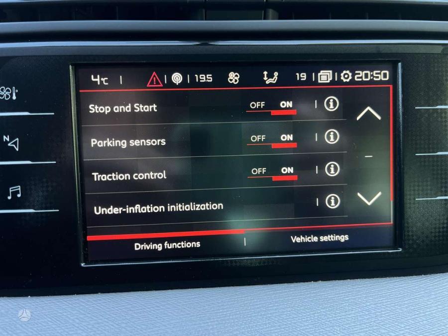 Citroen c4-picasso 2017 in Taurage, with an engine capacity of 1.60 L and mileage of 254 thousand km for 6999 €, photo 12 on AUTOMOTO.COM.LV