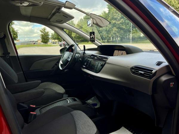 Citroen c4-picasso 2017 in Taurage, with an engine capacity of 1.60 L and mileage of 256 thousand km for 6800 €, photo 3 on AUTOMOTO.COM.LV