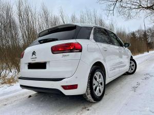 Citroen c4-picasso 2018 in Siauliai, with an engine capacity of 1.60 L and mileage of 247 thousand km for 7199 €, photo 6 on AUTOMOTO.COM.LV
