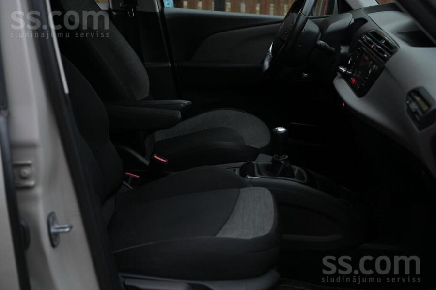 Citroen c4-picasso 2018 Jelgava, ar dzinēja tilpumu 1.20 L un nobraukumu 182 tūkst. km par 6650 €, foto 11 vietnē AUTOMOTO.COM.LV