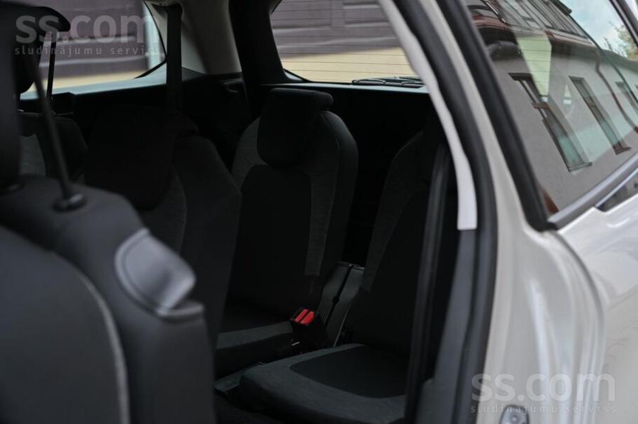 Citroen c4-picasso 2018 Jelgava, ar dzinēja tilpumu 1.20 L un nobraukumu 182 tūkst. km par 6650 €, foto 15 vietnē AUTOMOTO.COM.LV