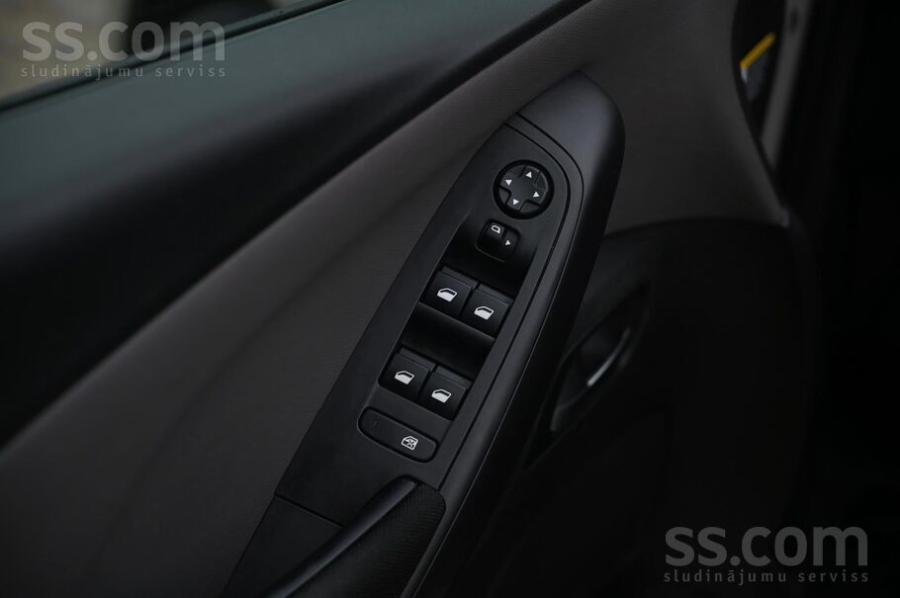 Citroen c4-picasso 2018 Jelgava, ar dzinēja tilpumu 1.20 L un nobraukumu 182 tūkst. km par 6650 €, foto 22 vietnē AUTOMOTO.COM.LV