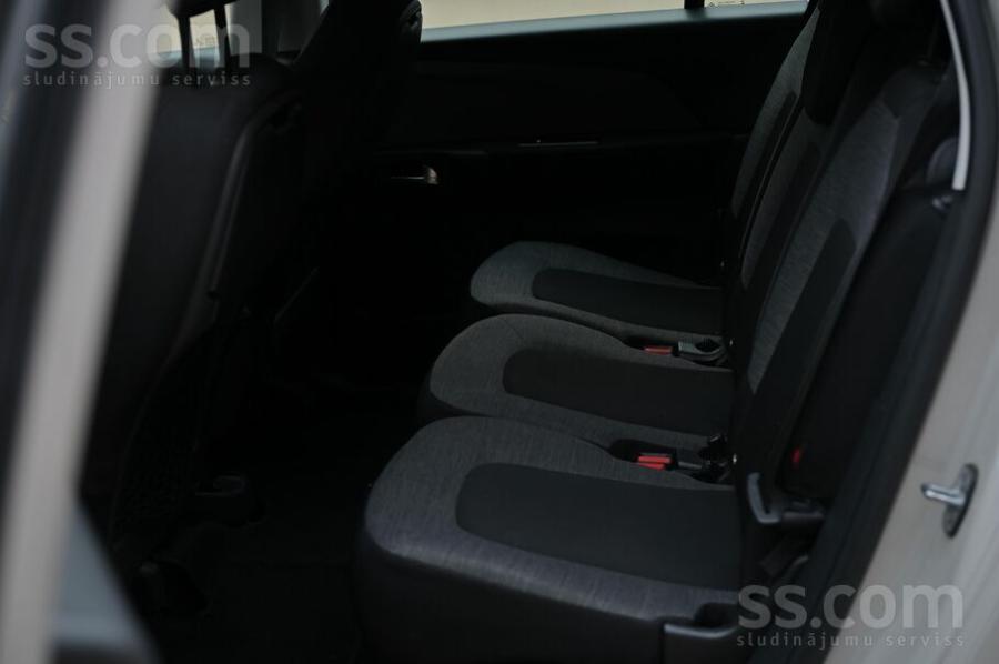 Citroen c4-picasso 2018 Jelgava, ar dzinēja tilpumu 1.20 L un nobraukumu 182 tūkst. km par 6650 €, foto 25 vietnē AUTOMOTO.COM.LV