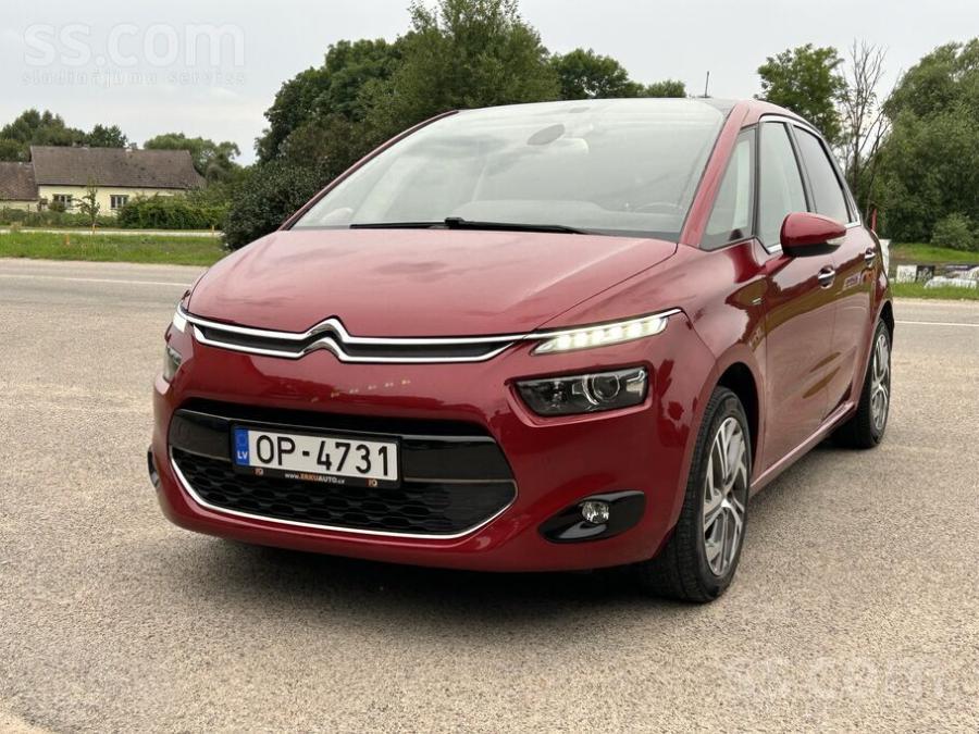 Sarkans Citroen c4-picasso 2015 Liepāja, ar dzinēja tilpumu 1.60 L un nobraukumu 160 tūkst. km par 8500 €, foto 4 vietnē AUTOMOTO.COM.LV