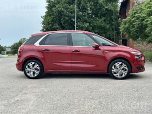 Sarkans Citroen c4-picasso 2015 Liepāja, ar dzinēja tilpumu 1.60 L un nobraukumu 160 tūkst. km par 8500 €, foto 7 vietnē AUTOMOTO.COM.LV