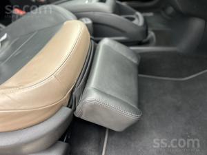 Sarkans Citroen c4-picasso 2015 Liepāja, ar dzinēja tilpumu 1.60 L un nobraukumu 160 tūkst. km par 8500 €, foto 16 vietnē AUTOMOTO.COM.LV