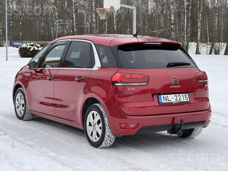 Sarkans Citroen c4-picasso 2016 Rīga, ar dzinēja tilpumu 1.60 L un nobraukumu 259 tūkst. km par 5950 €, foto 2 vietnē AUTOMOTO.COM.LV