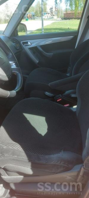 Red Citroen c4-picasso 2007 in Dobele, with an engine capacity of 1.60 L and mileage of 365 thousand km for 1750 €, photo 10 on AUTOMOTO.COM.LV