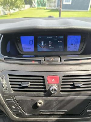 Sarkans Citroen c4-picasso 2007 Kaišiadorys, ar dzinēja tilpumu 1.56 L un nobraukumu 388 tūkst. km par 1500 €, foto 11 vietnē AUTOMOTO.COM.LV