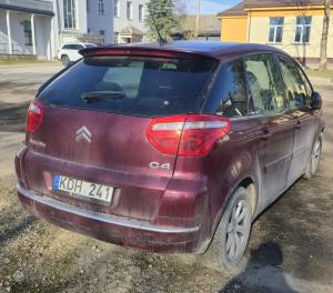 Sarkans Citroen c4-picasso 2008 Plungė, ar dzinēja tilpumu 1.56 L un nobraukumu 283 tūkst. km par 1090 €, foto 5 vietnē AUTOMOTO.COM.LV