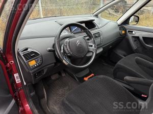 Sarkans Citroen c4-picasso 2009 Rīga, ar dzinēja tilpumu 1.60 L un nobraukumu 283 tūkst. km par 1990 €, foto 9 vietnē AUTOMOTO.COM.LV