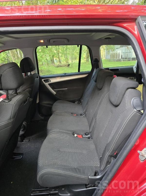 Sarkans Citroen c4-picasso 2009 Rīga, ar dzinēja tilpumu 1.60 L un nobraukumu 236 tūkst. km par 2500 €, foto 6 vietnē AUTOMOTO.COM.LV